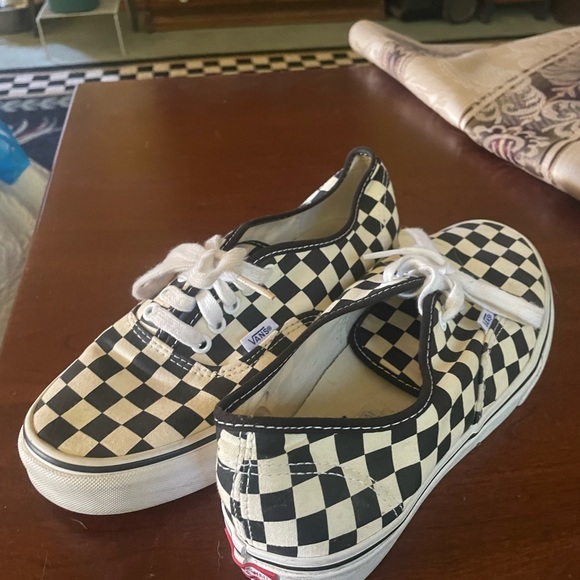 Vans | Shoes | Classic Lace Up Checkered Vans Sz 85 W | Poshmark